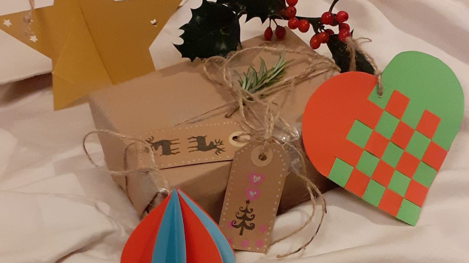 It’s a Wrap! Papercraft workshop